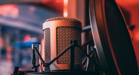 English Dubbing Services | American & British Dubbing- GoPhrazy